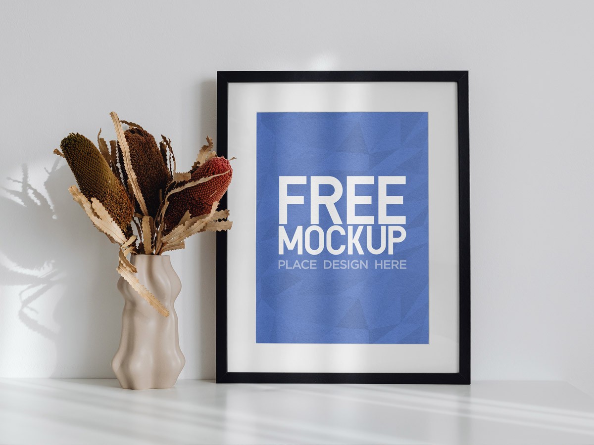 Picture Frame on Desk Mockup - Mockup Love